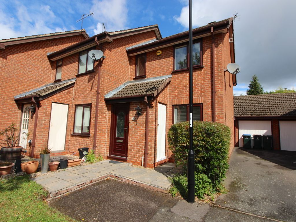 2 bed semi-detached house to rent in Pavilion Way, Chapelfields ...