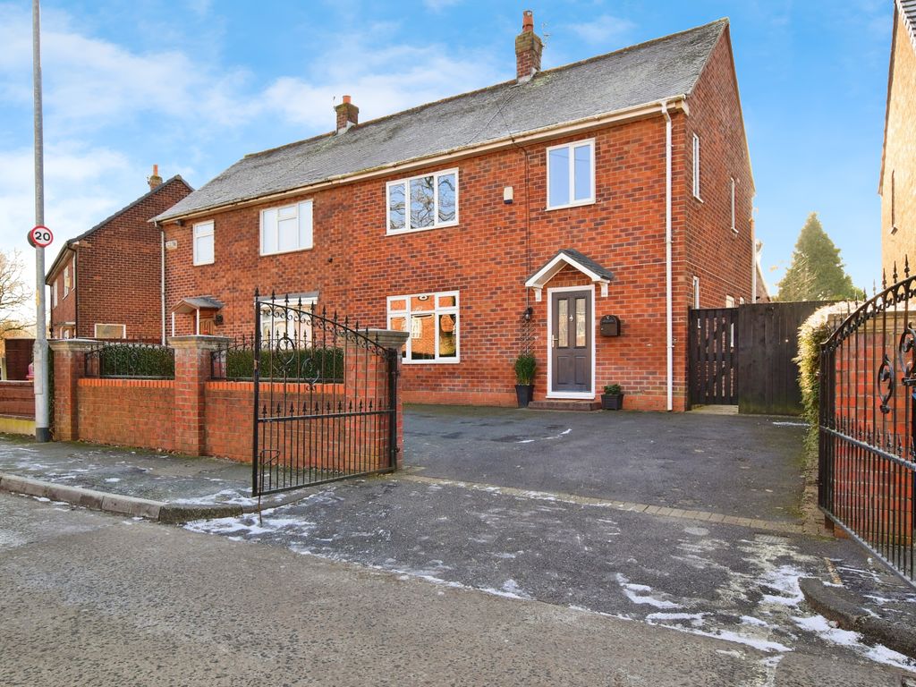 3 bed semi-detached house for sale in Malling Road, Manchester, Greater ...