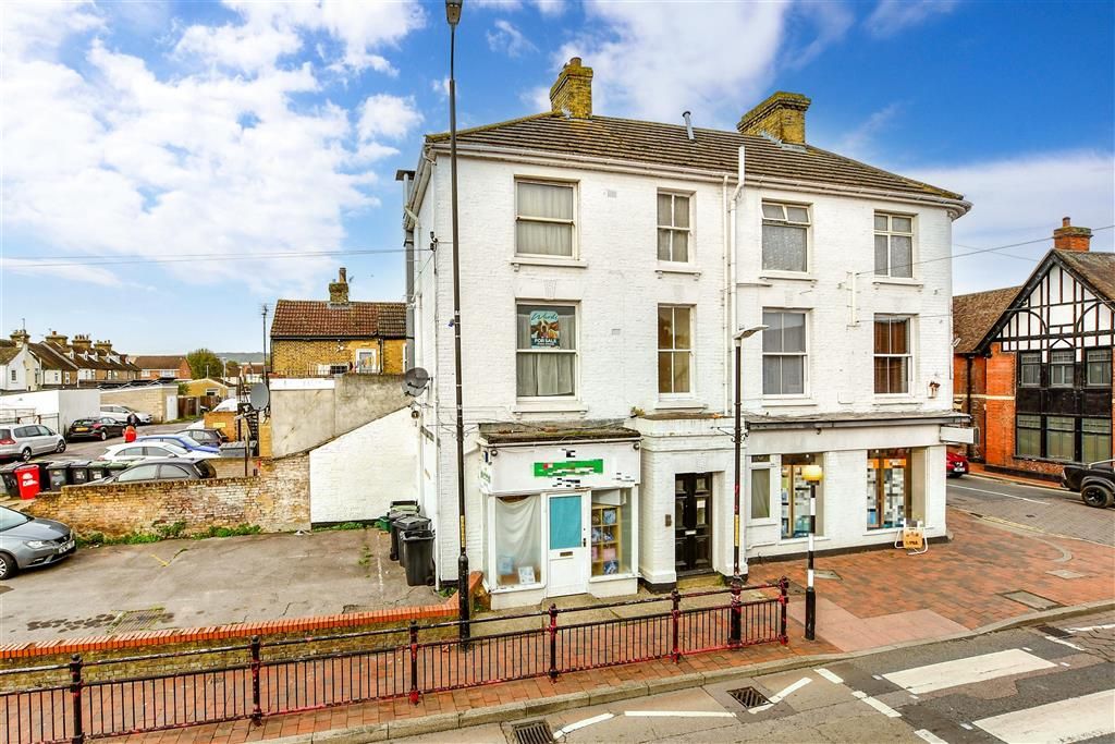 Studio for sale in Malling Road, Snodland, Kent ME6, £80,000 - Zoopla