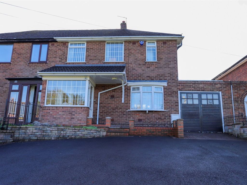 3 Bed Semi Detached House For Sale In Huntingtree Road Halesowen B63
