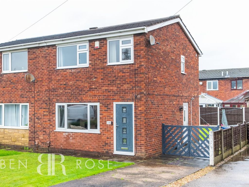 3 Bed Semi Detached House For Sale In Alpine Close Lostock Hall