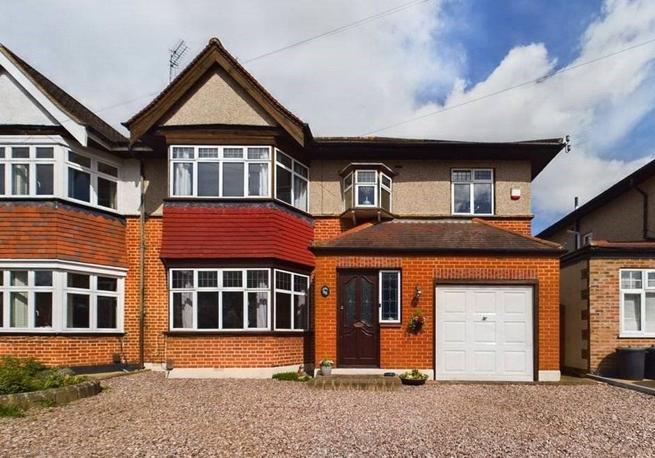 5 Bed Semi Detached House For Sale In The Chase Eastcote Pinner Ha5