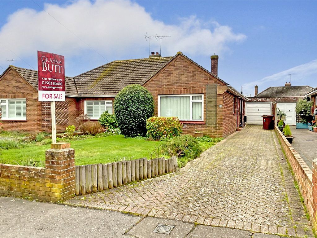 3 Bed Bungalow For Sale In Chiltern Close East Preston West Sussex