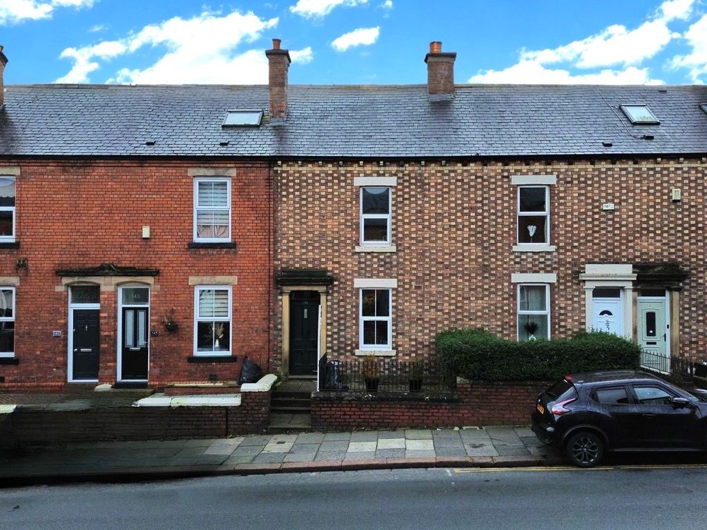 2 Bed Terraced House For Sale In Newtown Road Carlisle Ca2 £135 000