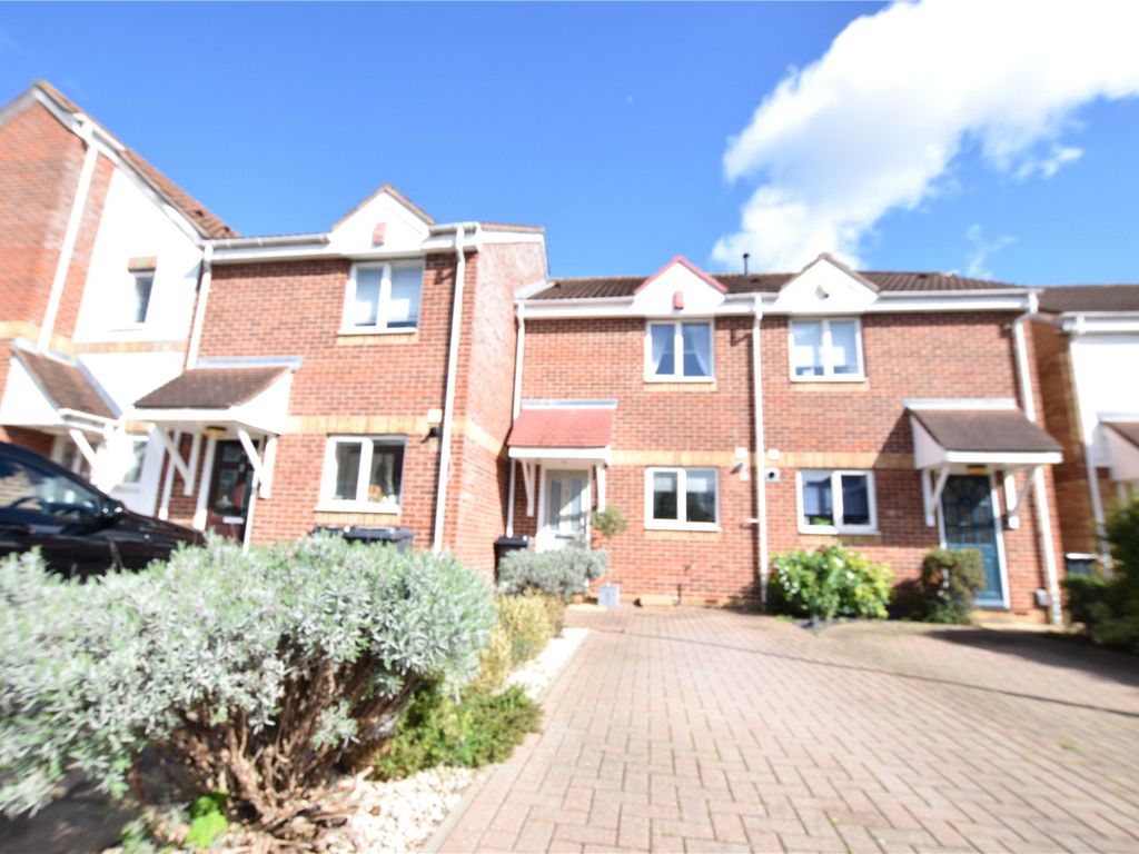2 Bed Terraced House For Sale In Strouds Close Chadwell Heath Romford