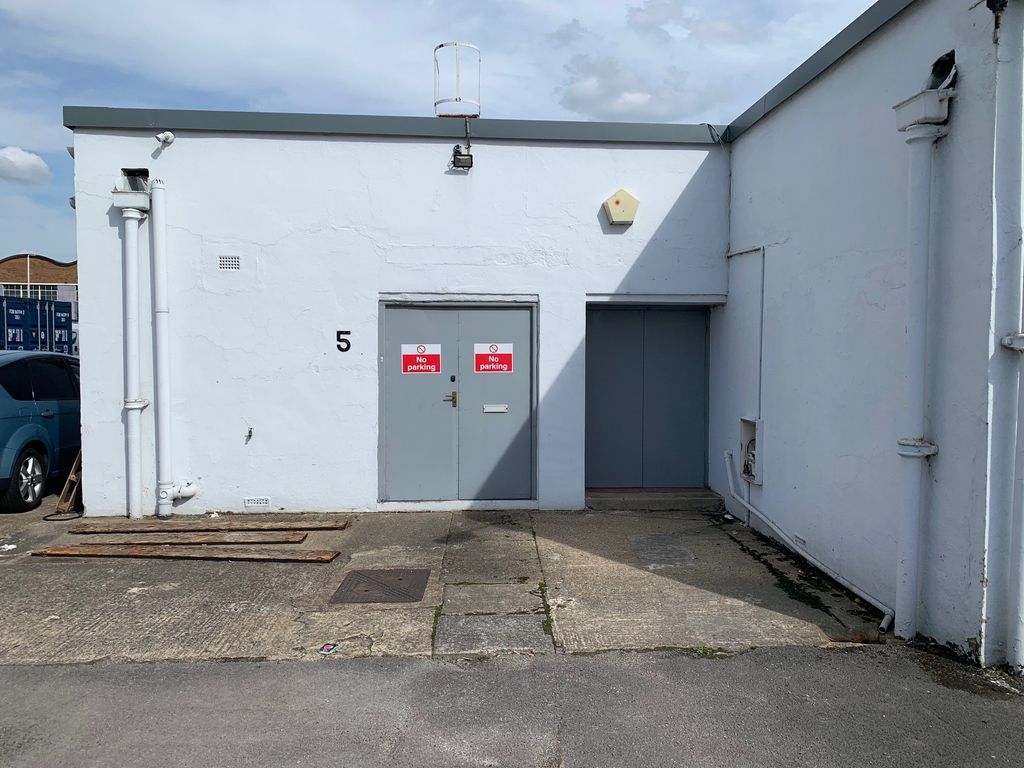 Industrial to let in Parkside Lane, Leeds LS11 - Zoopla