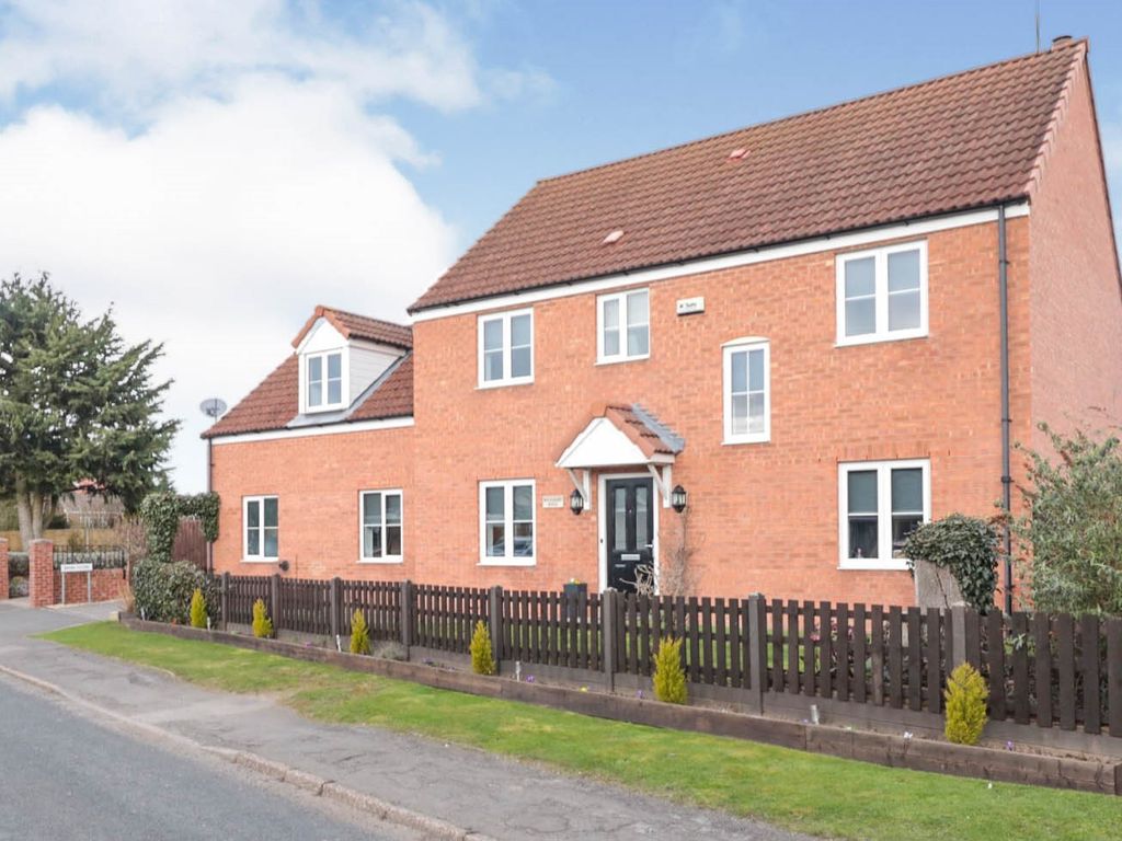 5 bed detached house for sale in High Street, Elkesley, Retford DN22 ...
