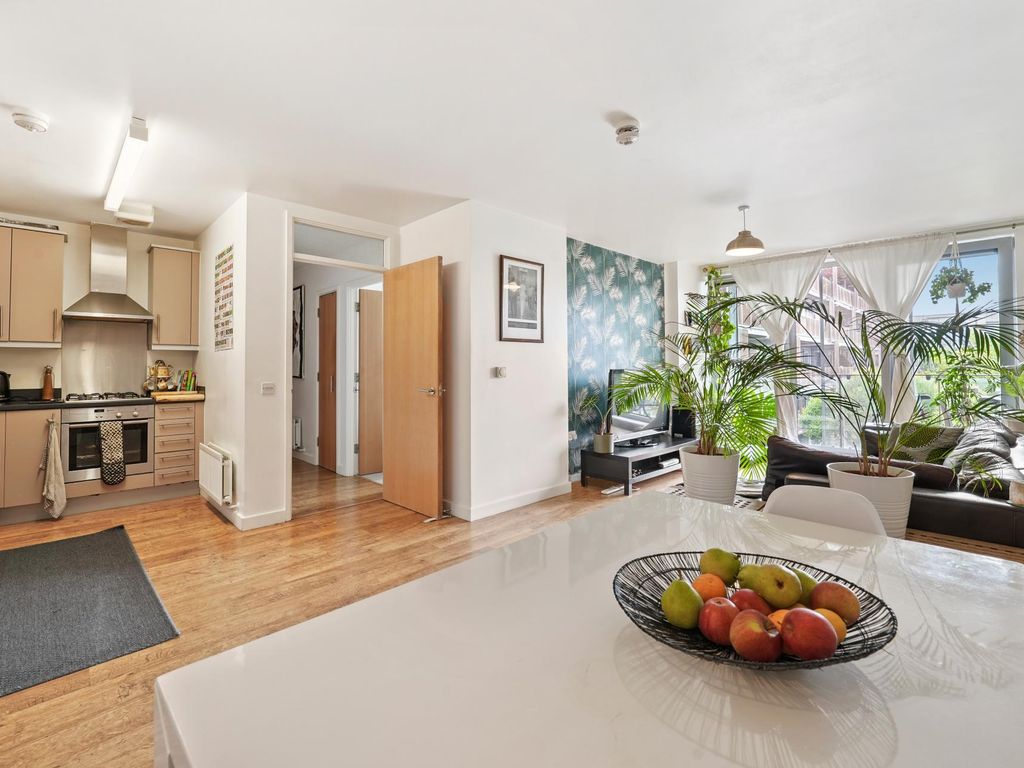 3 bed flat to rent in Emily Duncan Place, London E7 - Zoopla