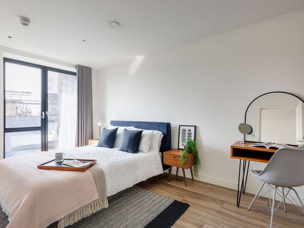 1 bed flat to rent in Three Colts Lane, London E2, £2,500 pcm - Zoopla