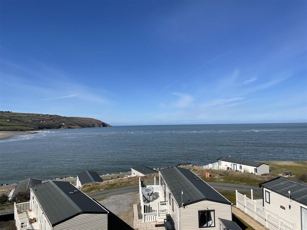 2 bed mobile/park home for sale in Gwbert, Cardigan SA43, £64,995 - Zoopla