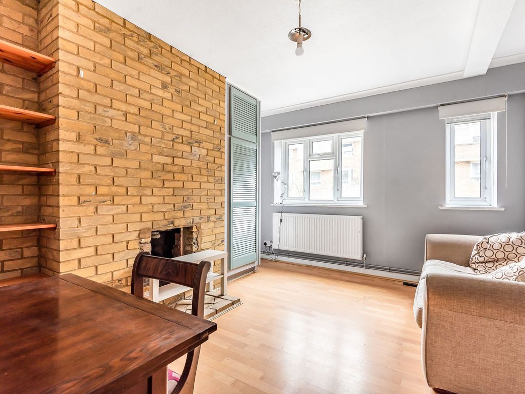 2 bed flat to rent in Pages Walk, London SE1, £2,100 pcm - Zoopla