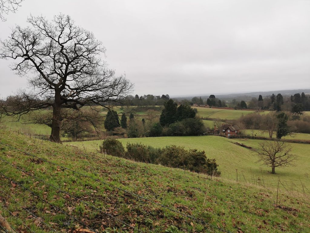 Land for sale in Castle Square, Bletchingley, Redhill RH1, £90,000 - Zoopla