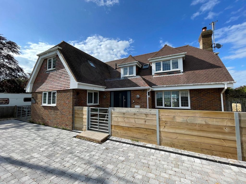 3 bed detached house for sale in Sea Road, Winchelsea Beach, East ...