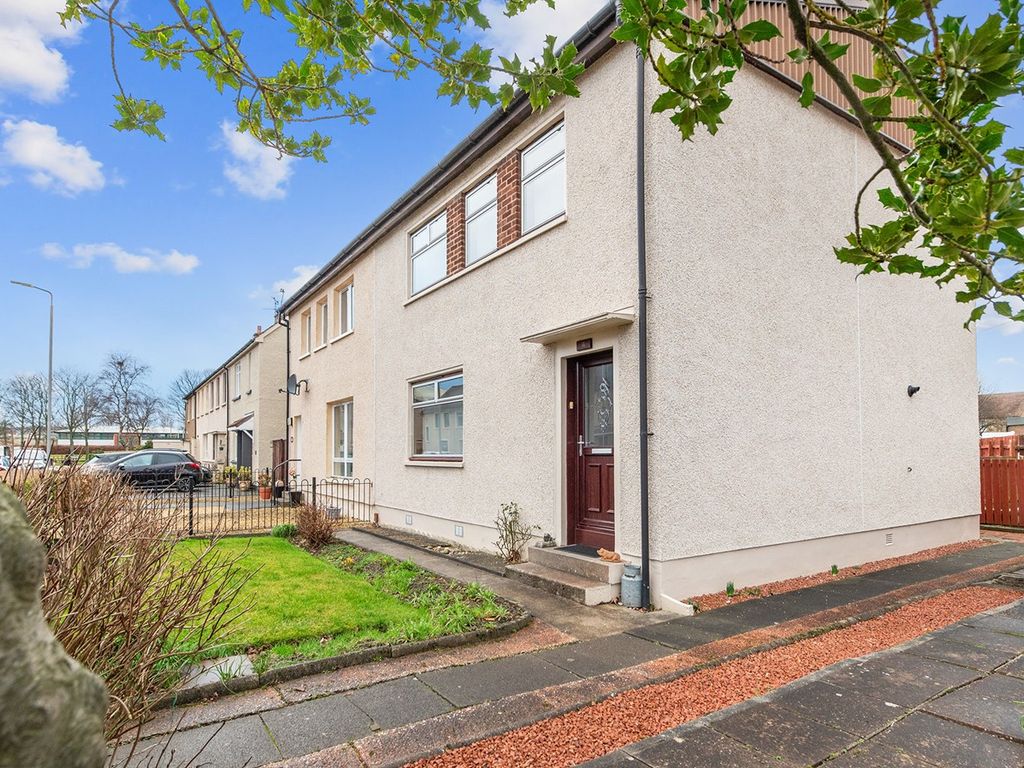3 Bed Property For Sale In Wavell Street Grangemouth Fk3 £145 000