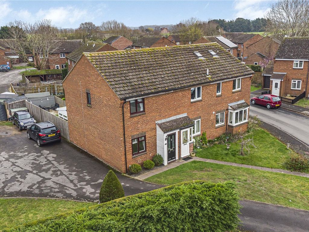 2 bed end terrace house for sale in Leach Road, Berinsfield ...