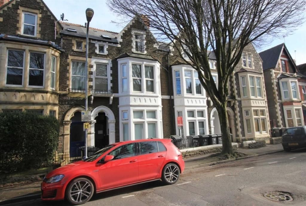 2 bed flat to rent in Connaught Road, Roath, Cardiff CF24 - Zoopla