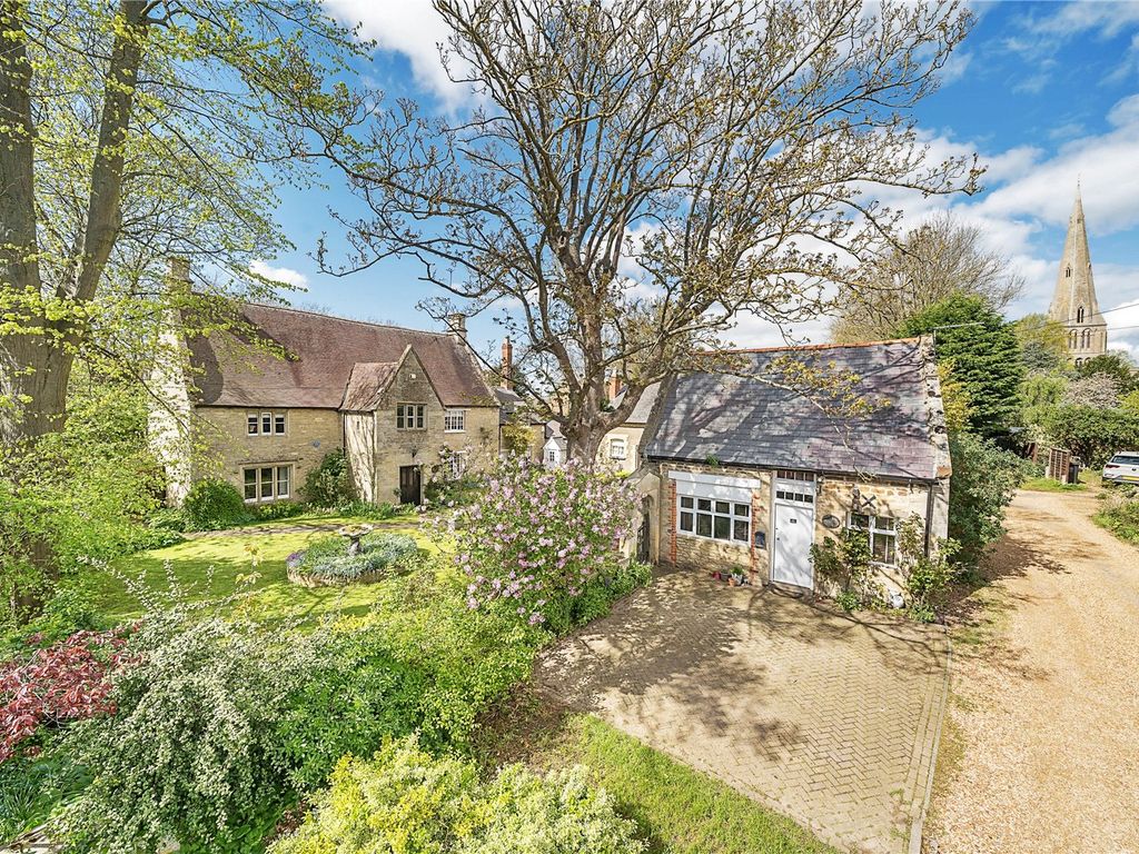 7 bed detached house for sale in Manor House, Manor Street, Raunds ...