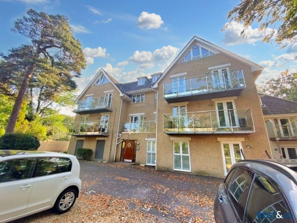 2 Bed Flat For Sale In Bournemouth Road Lower Parkstone Poole Dorset