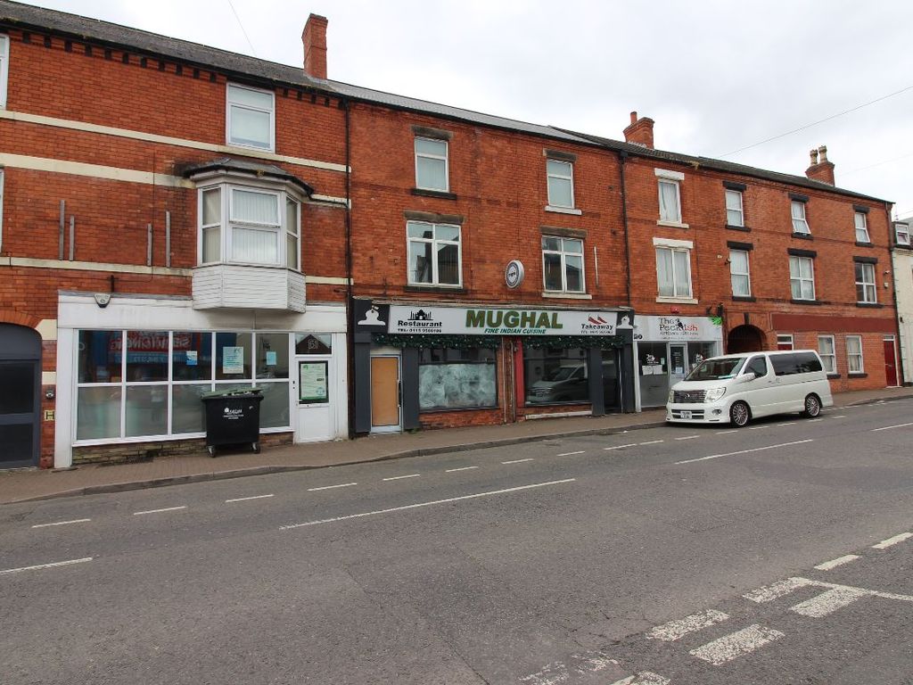 2 bed flat to rent in Annesley Road, Hucknall, Nottingham NG15, £800 ...
