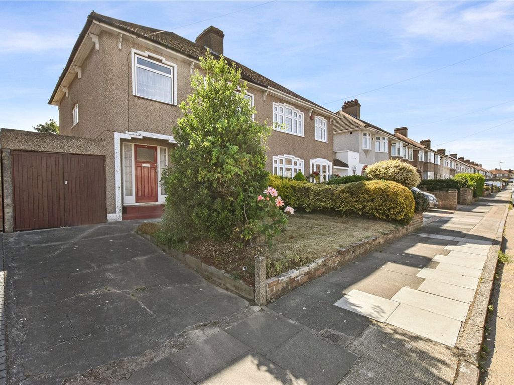 3 Bed Semi Detached House For Sale In Ashbourne Avenue Bexleyheath