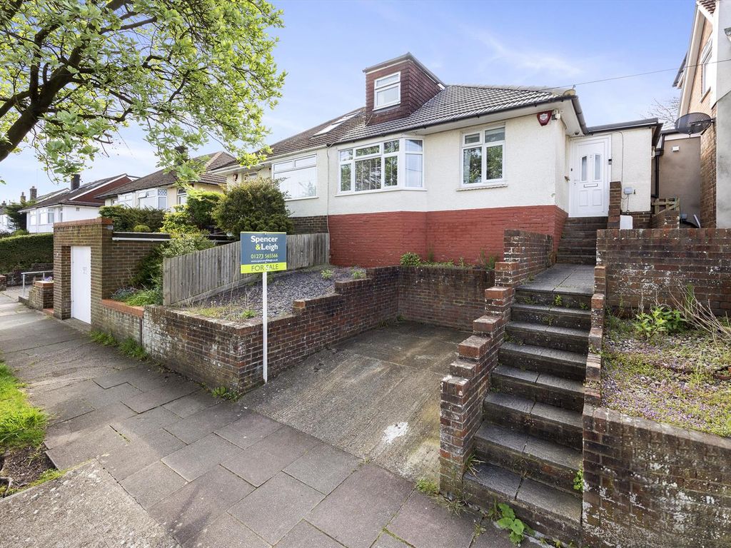 4 Bed Semi Detached Bungalow For Sale In Woodbourne Avenue Patcham