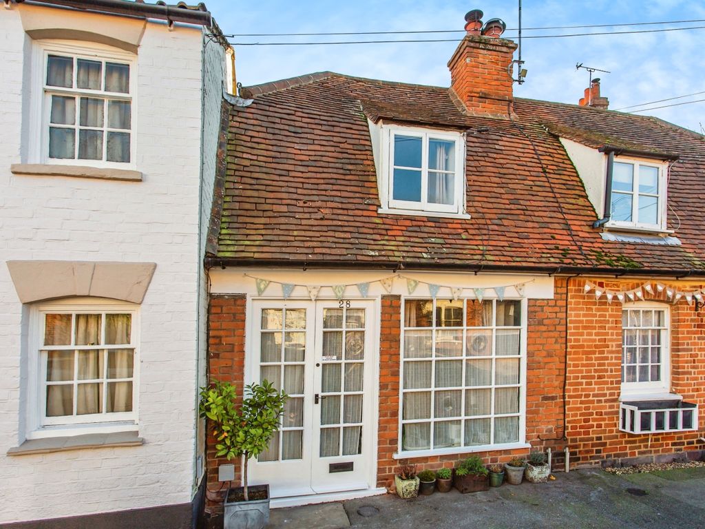 1 Bed Terraced House For Sale In East Street Rochford Essex Ss4 £
