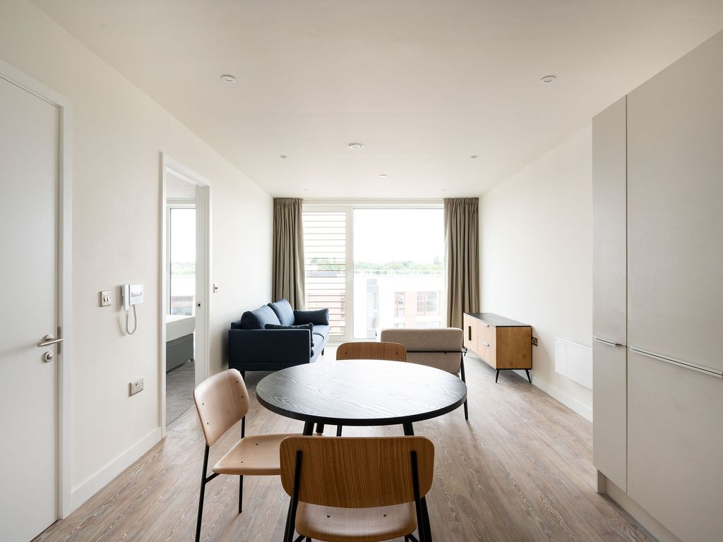 1 bed flat to rent in The Kell, Gillingham Gate Road, Gillingham ME4, £ ...