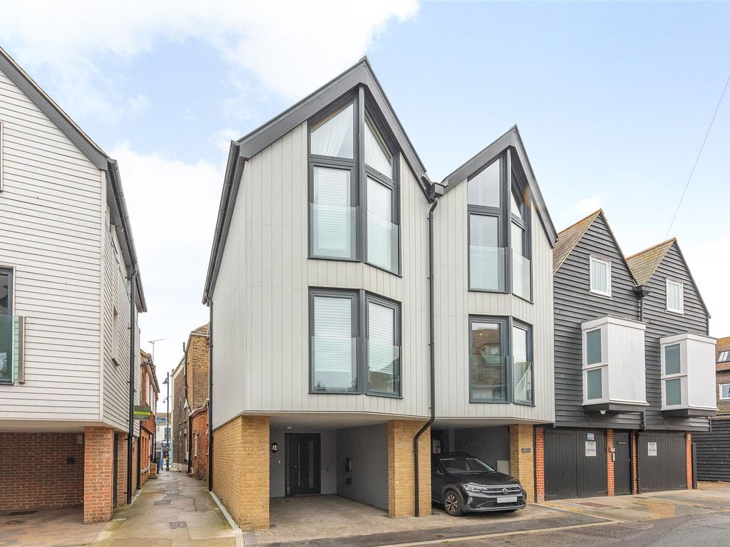 2 bed town house for sale in Sea Street, Whitstable CT5, £499,950 - Zoopla