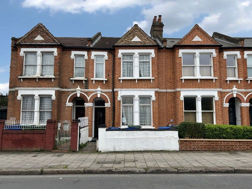 3 bed property for sale in 3A Consort Road, Peckham, London SE15, £ ...