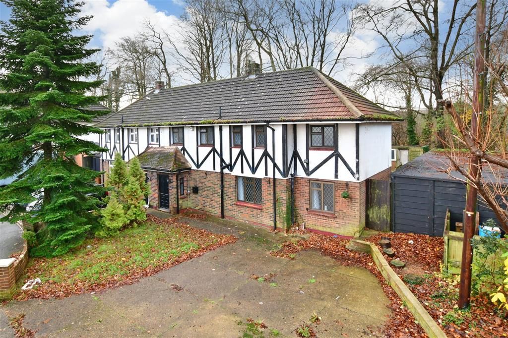 4 Bed Semi Detached House For Sale In Kellaway Road Lordswood Chatham