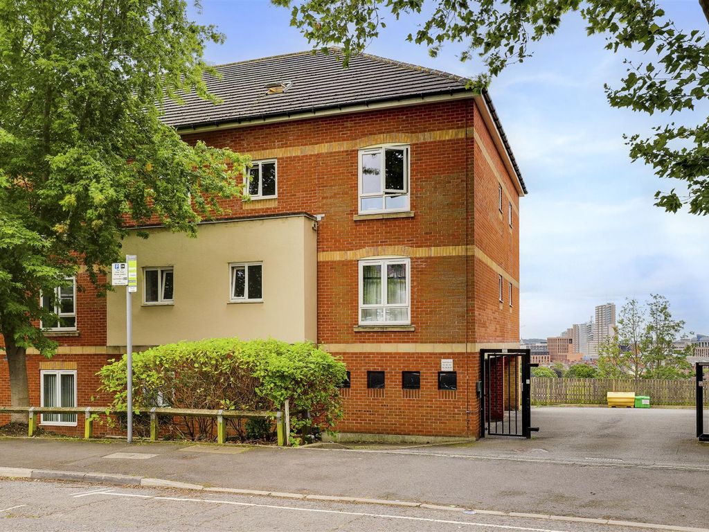 1 bed flat to rent in Cranmer Street, Nottingham NG3, £895 pcm - Zoopla