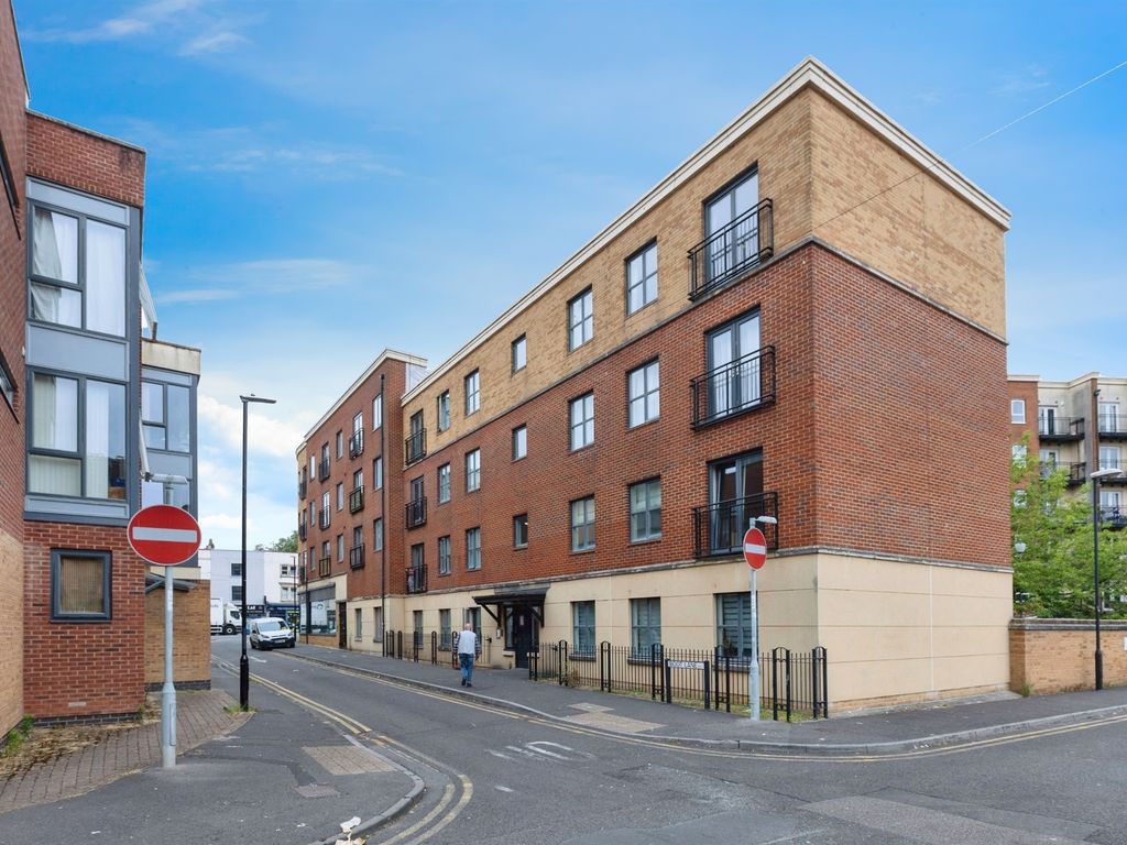 2 bed flat for sale in Boot Lane, Bedminster, Bristol BS3, £290,000 ...