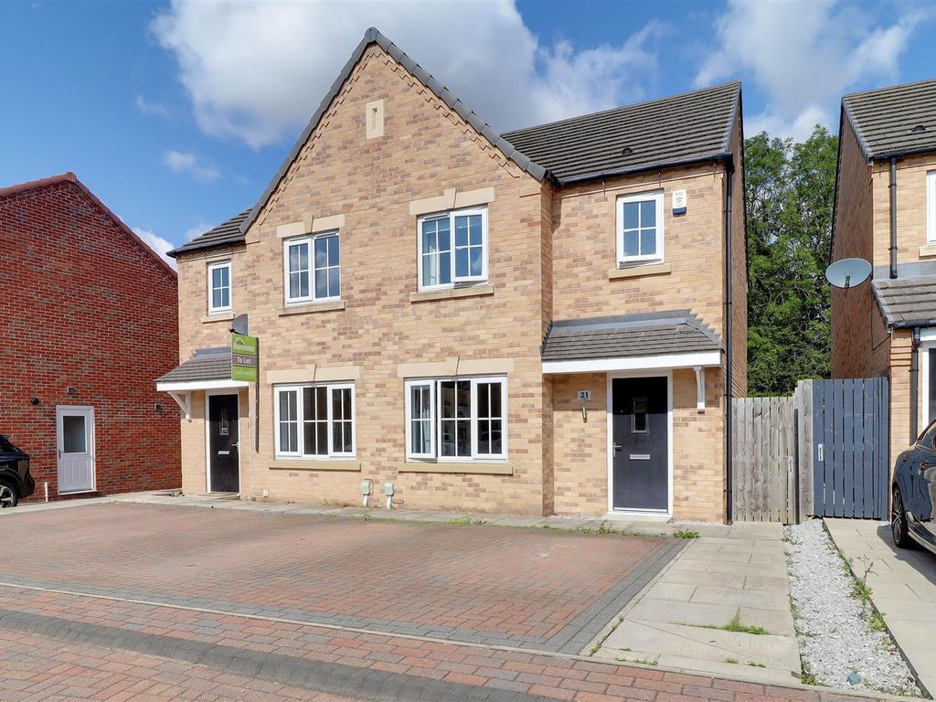 3 Bed Semi Detached House For Sale In Longleat Avenue Elloughton