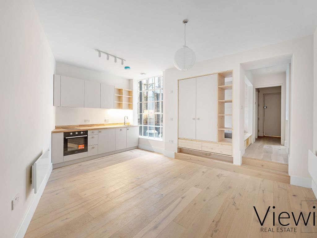 Studio to rent in Westgate Street, London E8, £1,550 pcm - Zoopla