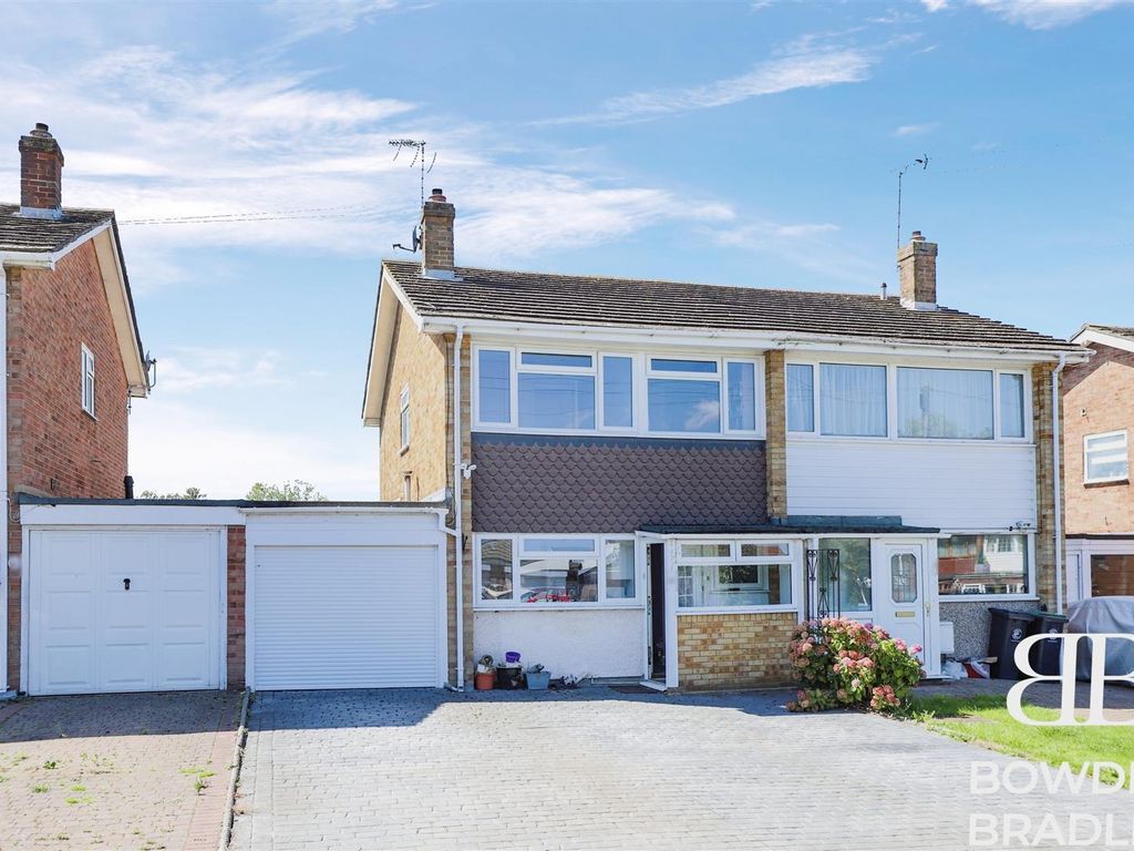 3 bed semi-detached house for sale in Maypole Drive, Chigwell IG7, £ ...