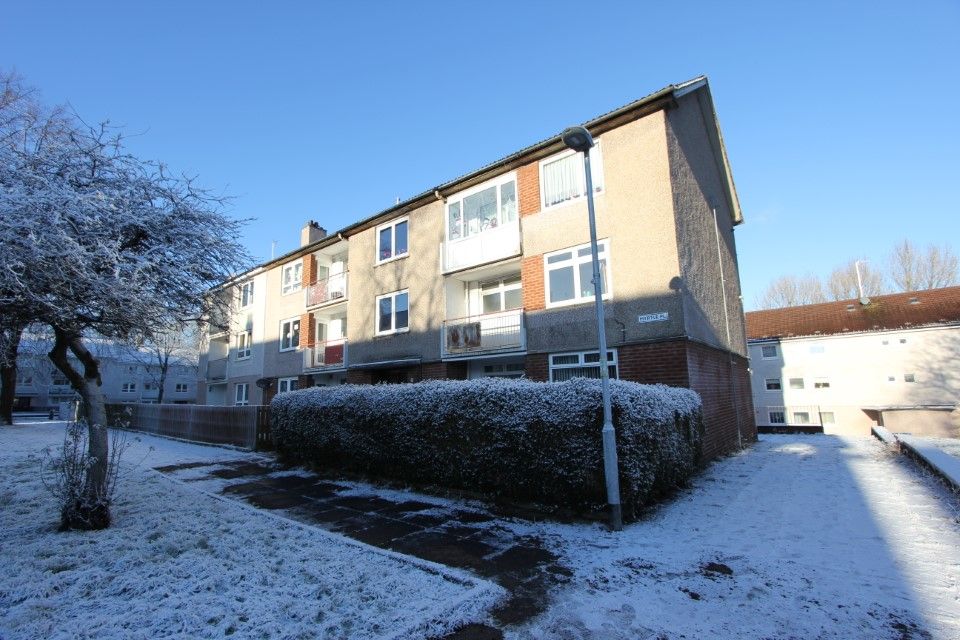 2 bed flat to rent in Myrtle Place, Crosshill G42 - Zoopla
