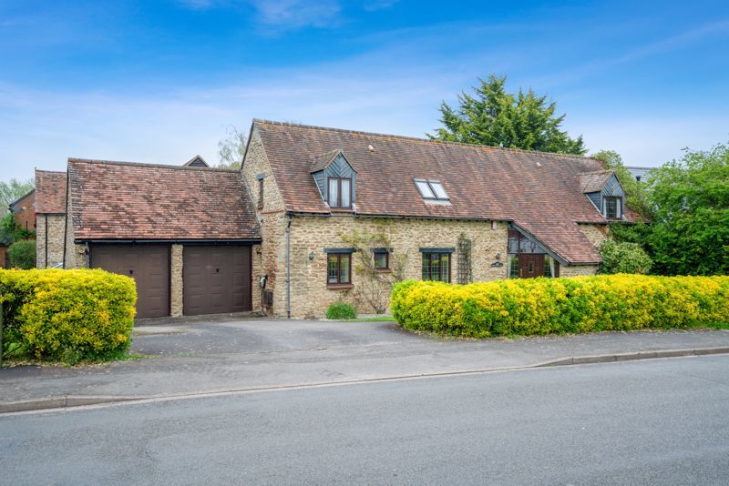 4 bed barn conversion for sale in Howard Cornish Road, Marcham ...