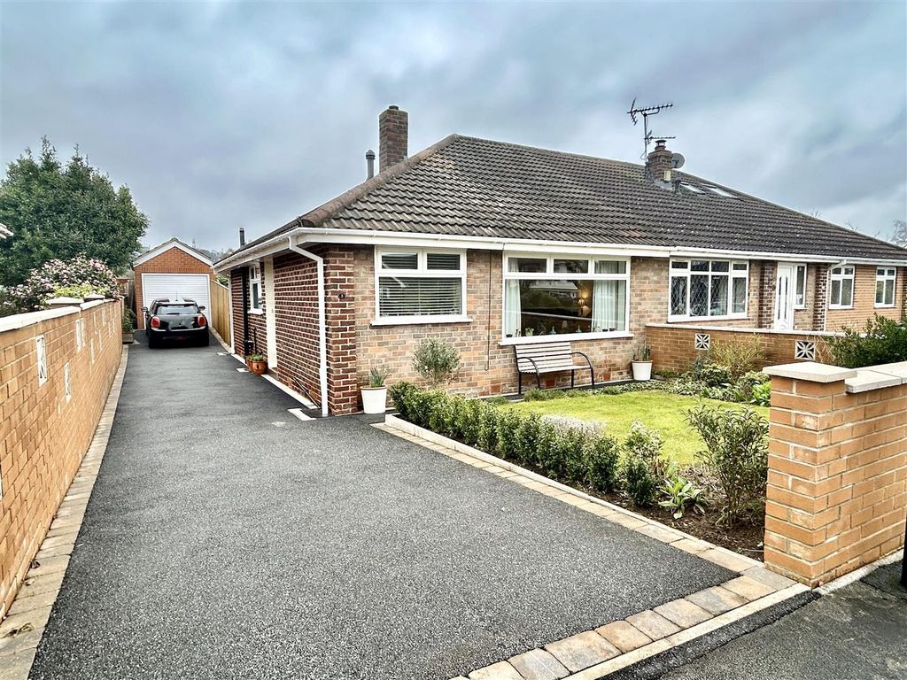 2 bed semi-detached bungalow for sale in Richmond Way, Garforth, Leeds ...