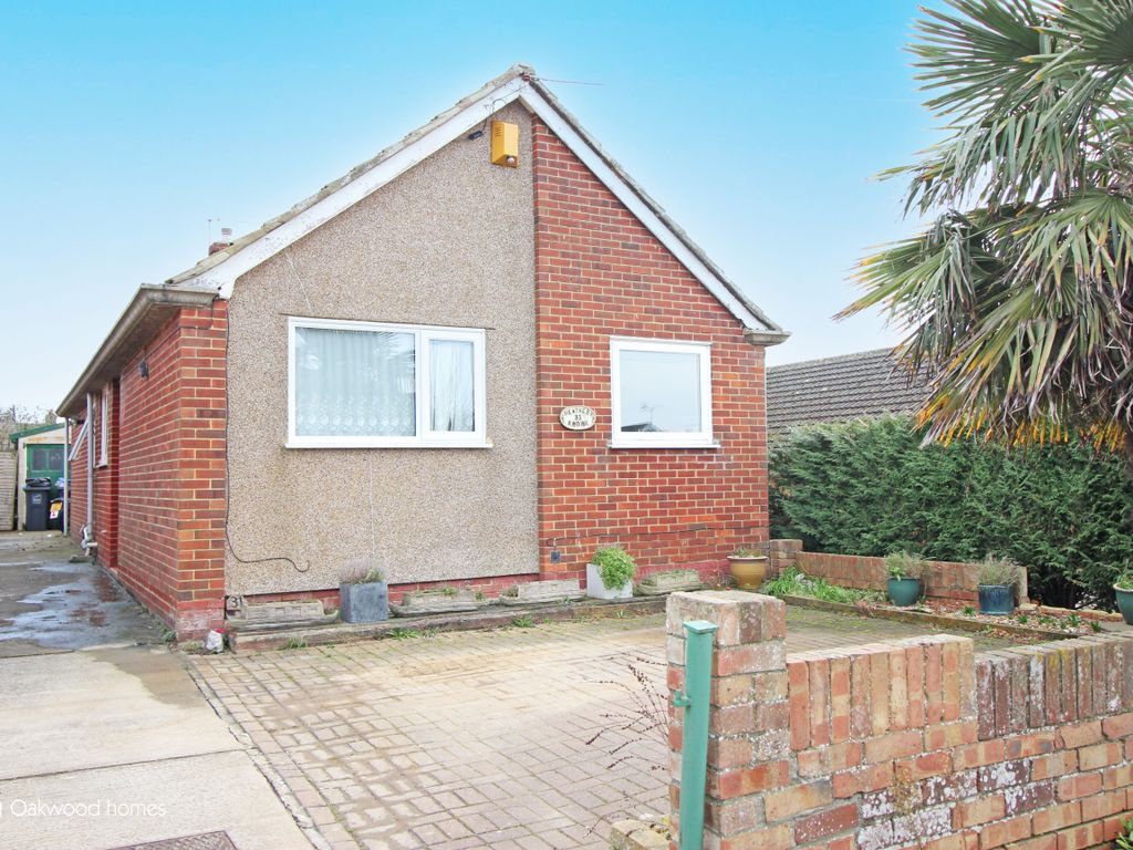 2 bed detached bungalow for sale in Foads Hill, Cliffsend, Ramsgate ...