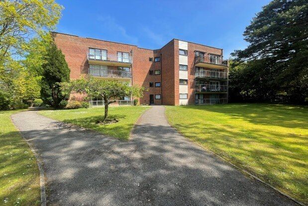 3 bed flat to rent in Dene Lodge, Poole BH13, £1,500 pcm - Zoopla