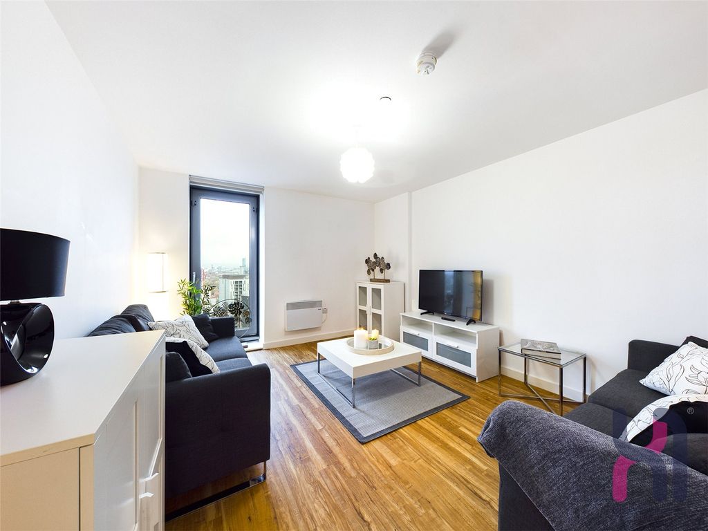 3 bed flat to rent in Media City, Michigan Point Tower A, 9 Michigan ...