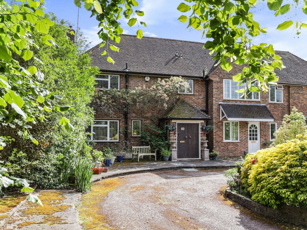 3 bed end terrace house for sale in Frithwood Avenue, Northwood ...