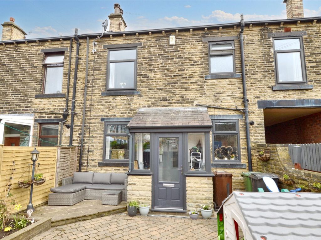 2 Bed Terraced House For Sale In Brick Mill Road Pudsey West