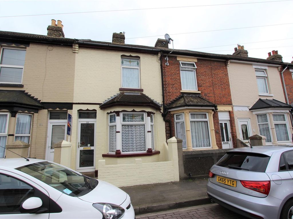 2 bed terraced house to rent in Eva Road, Gillingham ME7, £1,150 pcm ...
