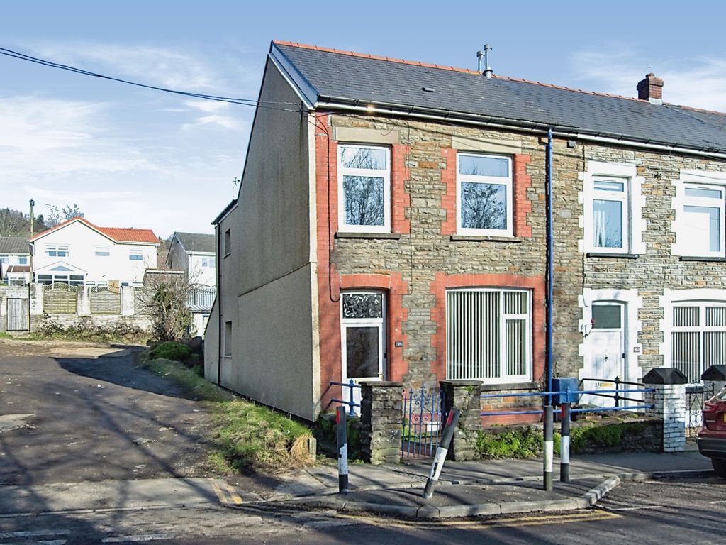 3 bed end terrace house for sale in Penygarreg Road, Tonyrefail, Porth ...