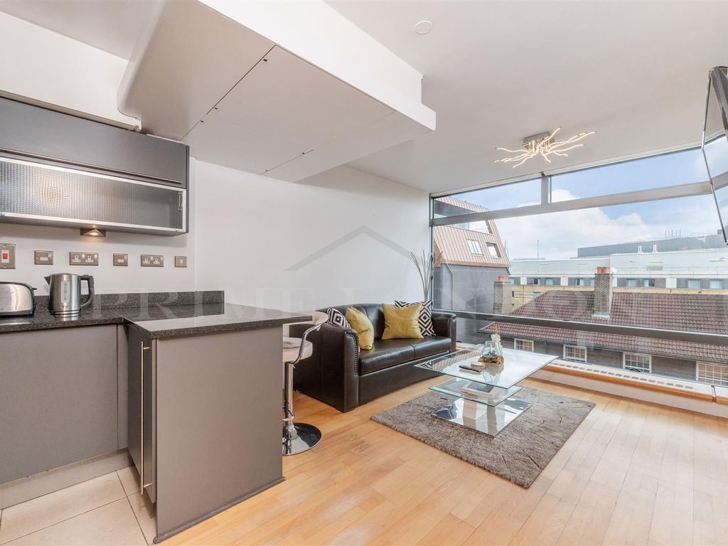 1 bed flat to rent in Parliament View Apartments, 1 Albert Embankment ...