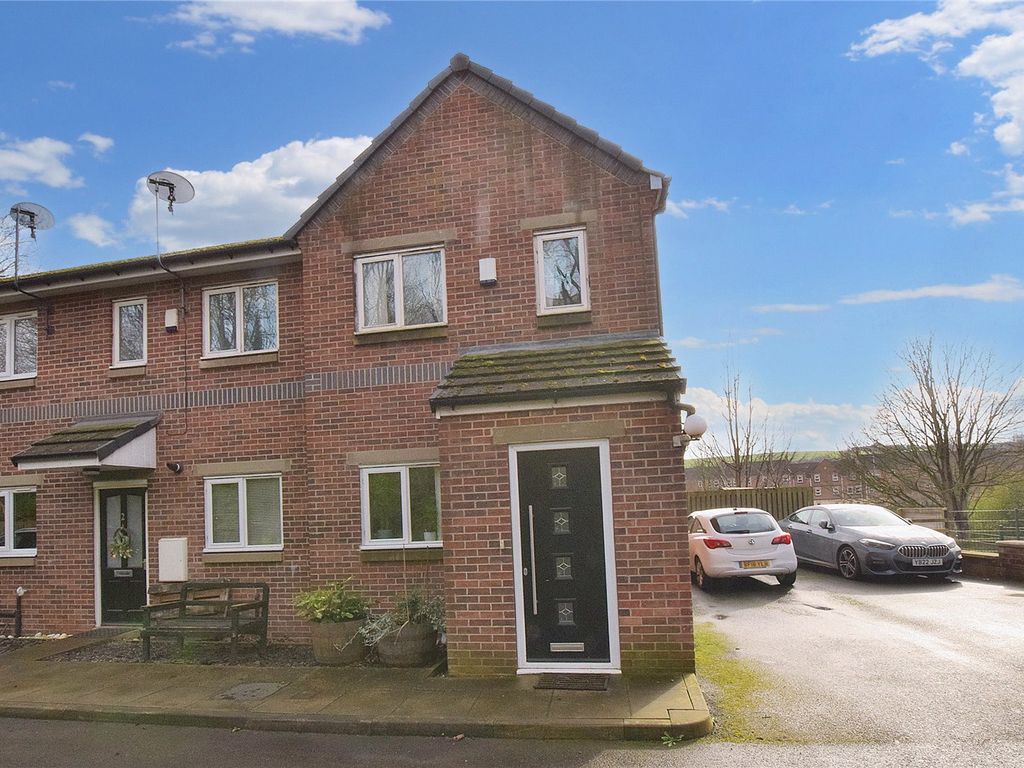 2 Bed Town House For Sale In Forster Mews Lower Wortley Leeds Ls12 £