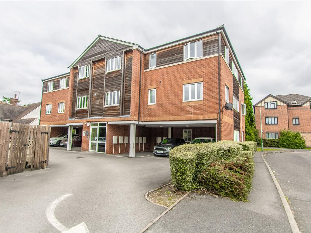 2 bed flat to rent in Pines Court, Woodthorpe, Nottingham NG5, £850 pcm ...