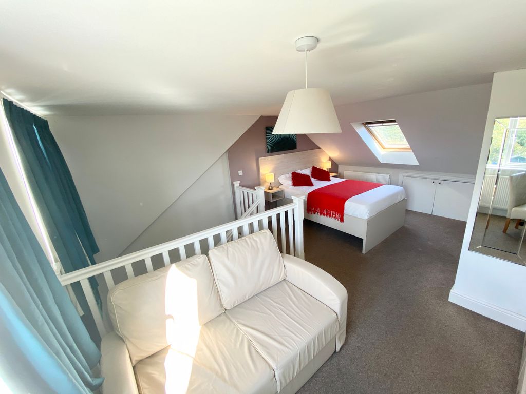 Room to rent in George Street, Reading, Berkshire RG1 - Zoopla
