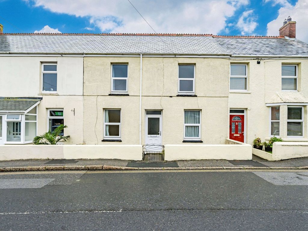 3 Bed Terraced House For Sale In St Francis Road St Columb Road St